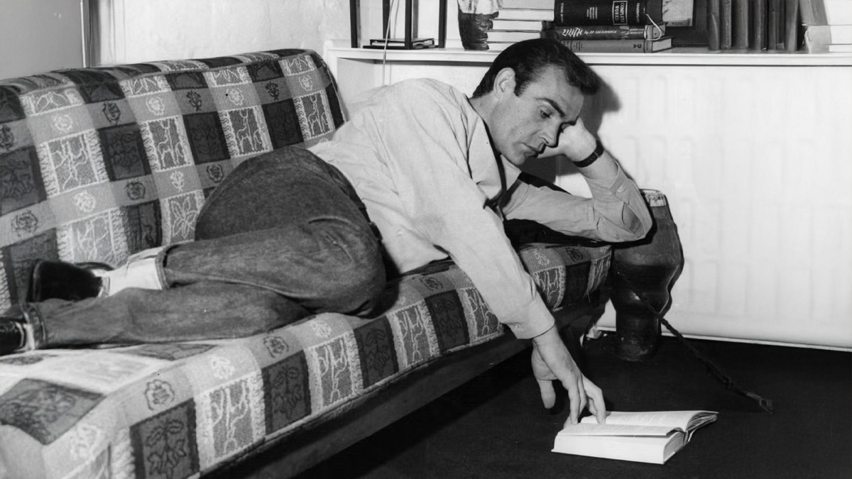 The Lost Art of Reading an Actual Book