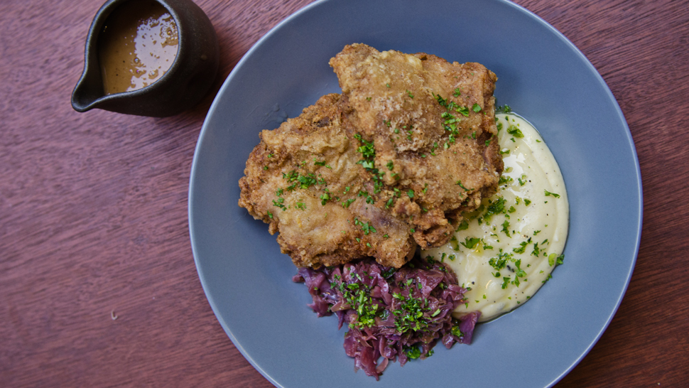 Find the best comfort food at Bucky's