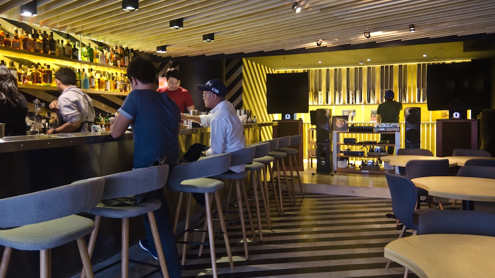 OTO, a Sound-Inspired Bar, Opens in Poblacion