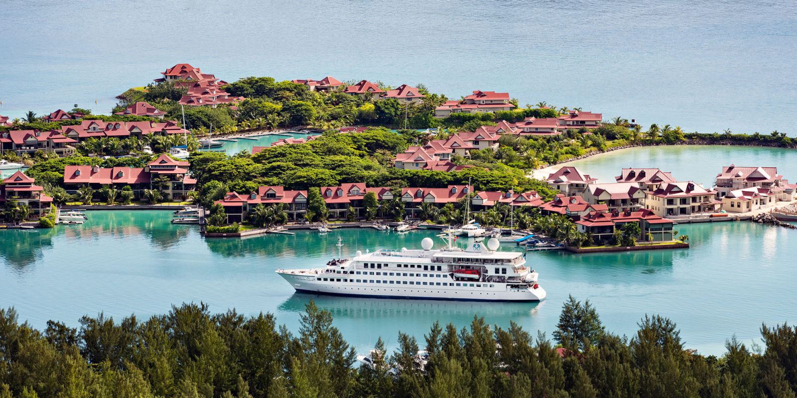 Bucket List: 21 Cruises Everyone Should Go On